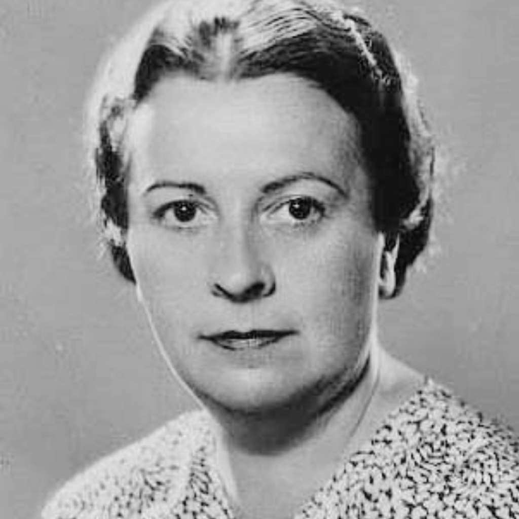 Elena Fortún, mucho más que Celia - Editorial Renacimiento